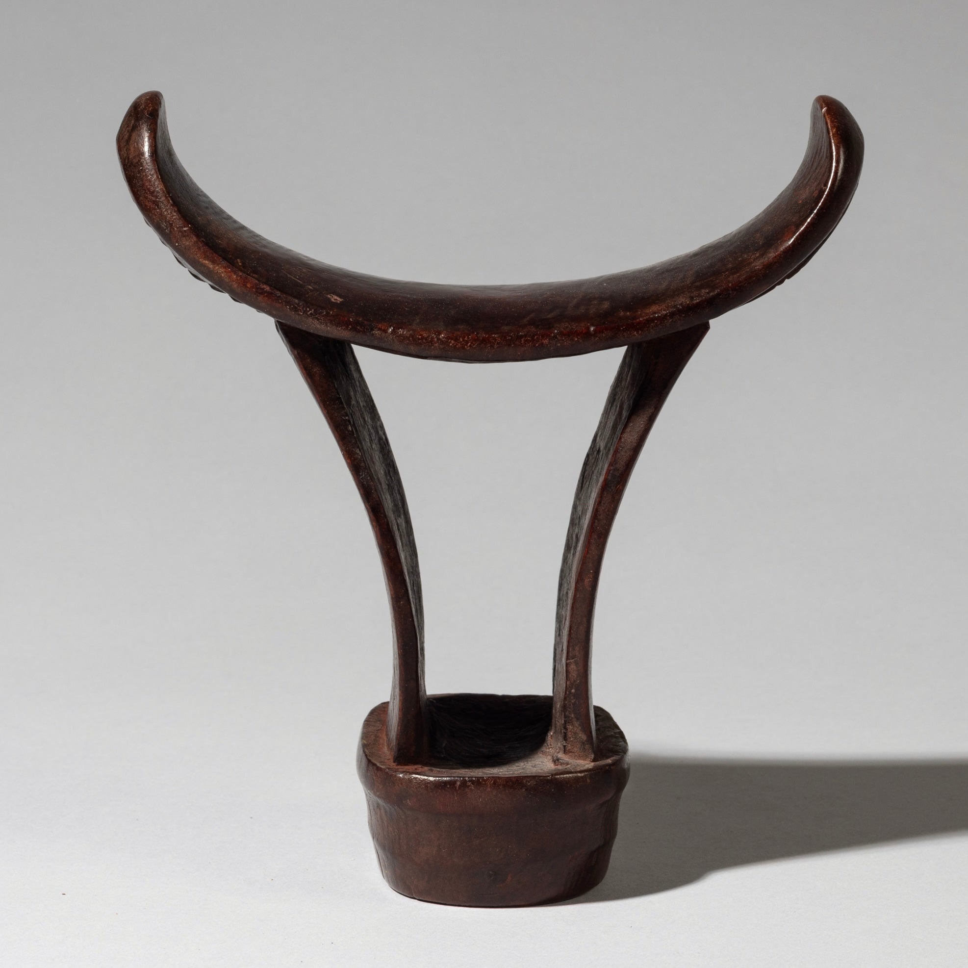A RARE PERFECT ENGRAVED HEADREST FROM BONI TRIBE ( No 4136 )